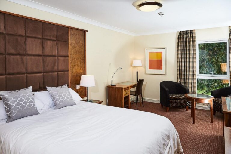 Local 4-Star Hotel in Nottingham - Eastwood Hall Hotel - Affordable Rates